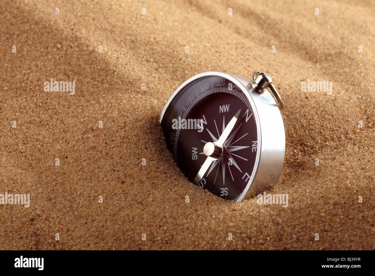 Desert path hi-res stock photography and images - Alamy