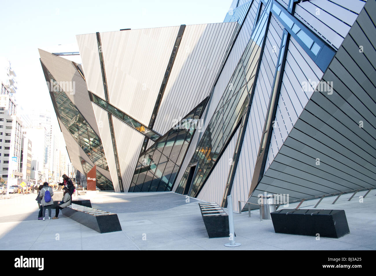 Royal ontario museum hi-res stock photography and images - Alamy