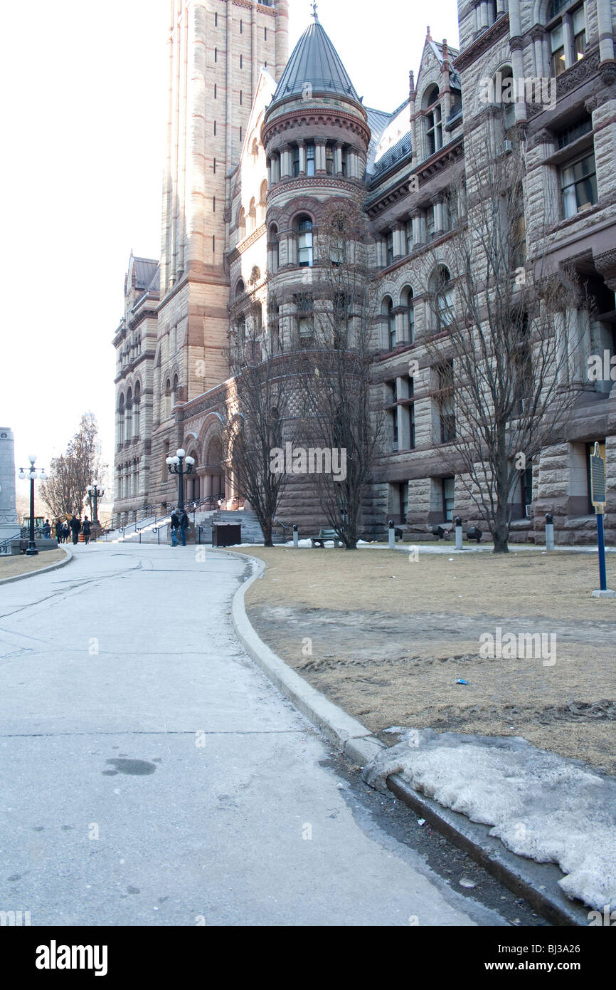A path way leading up to the old toronto city hall Stock Photo - Alamy
