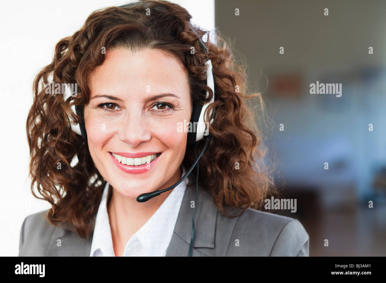 Call center hi-res stock photography and images - Alamy