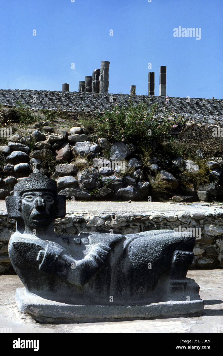 Chacmool tula hi-res stock photography and images - Alamy