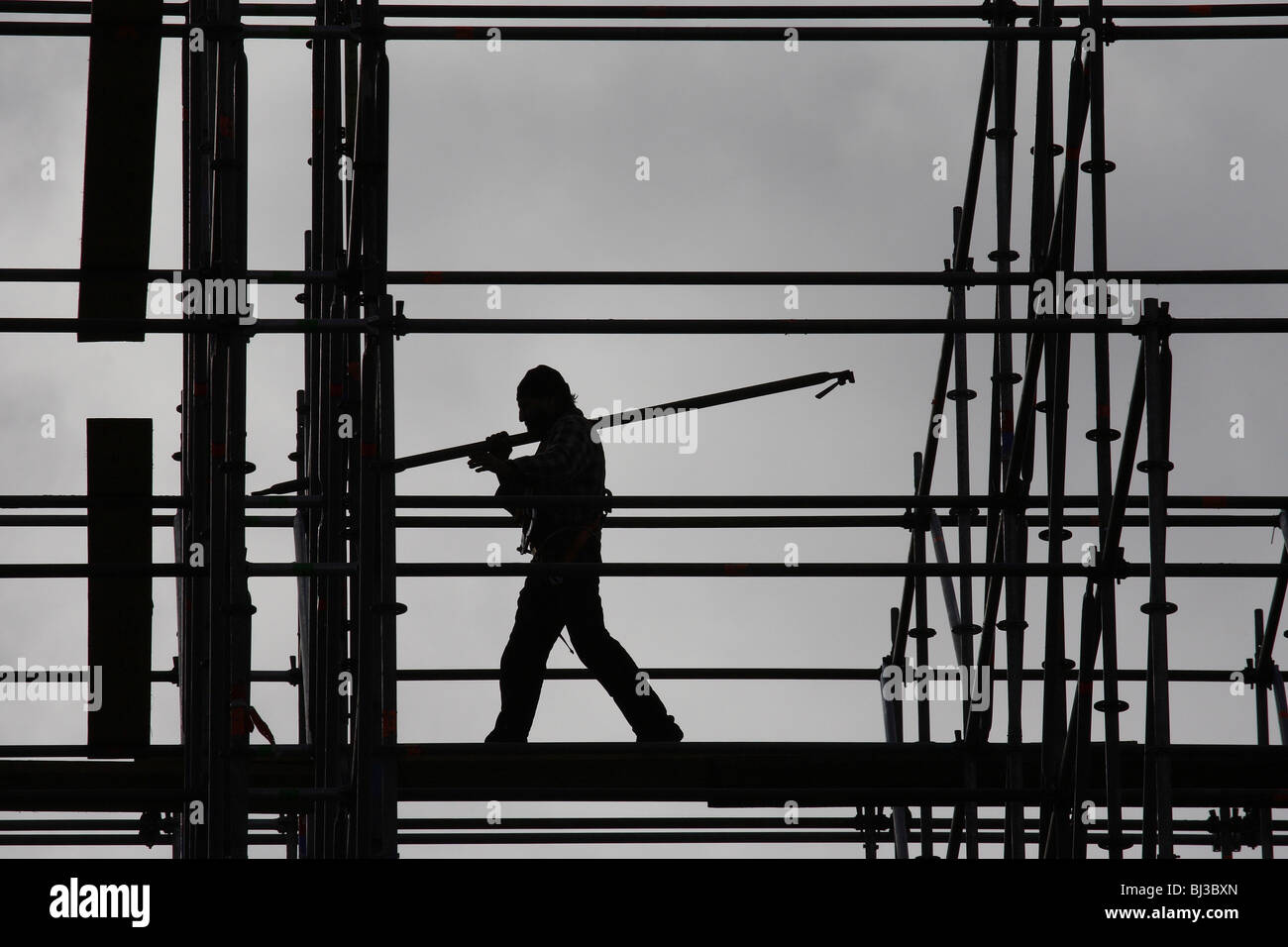 Scaffolding silhouette hi-res stock photography and images - Alamy
