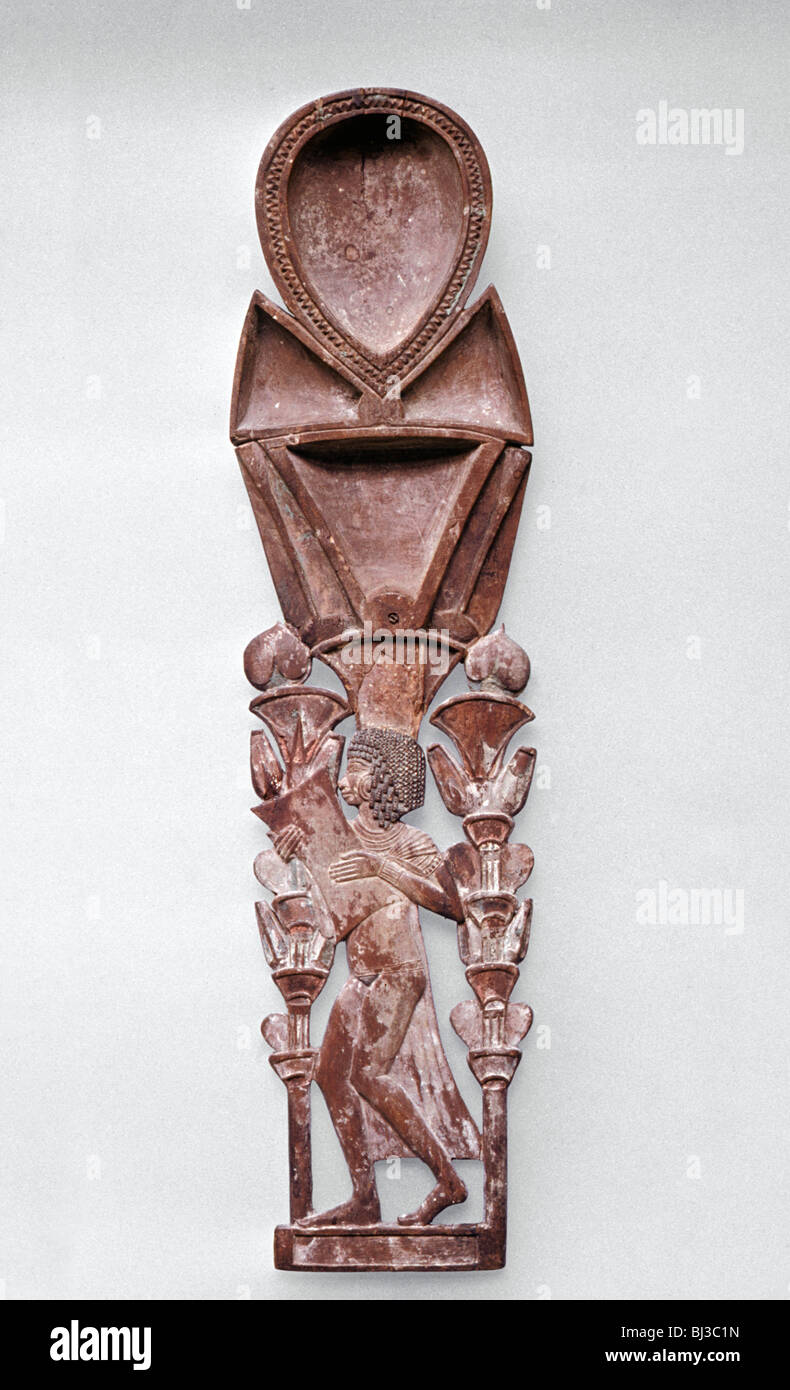 Ancient Egyptian Spoon High Resolution Stock Photography and Images - Alamy