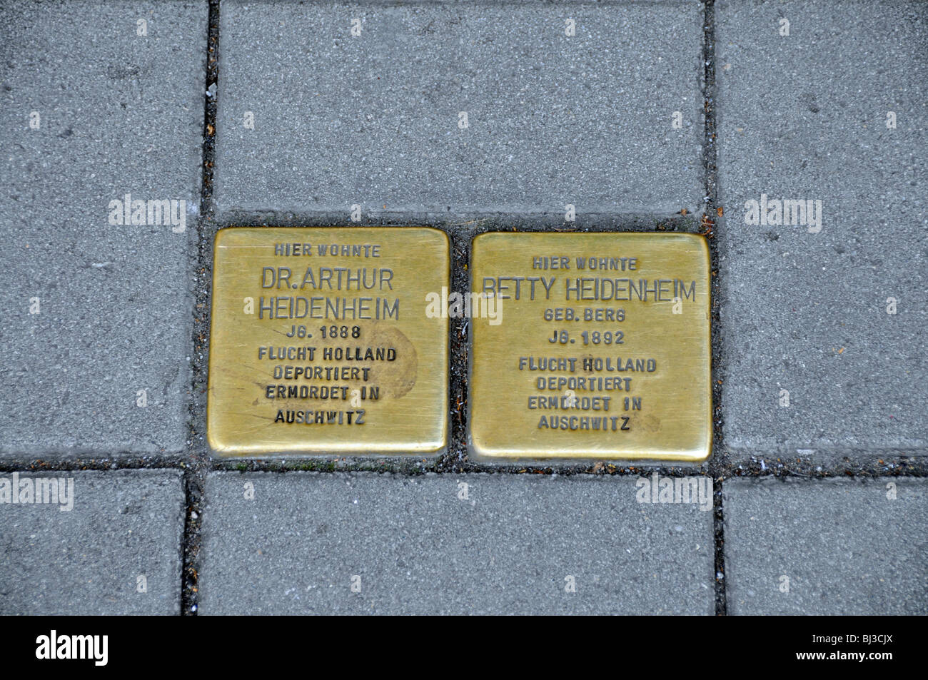 Stolpersteine hi-res stock photography and images - Alamy