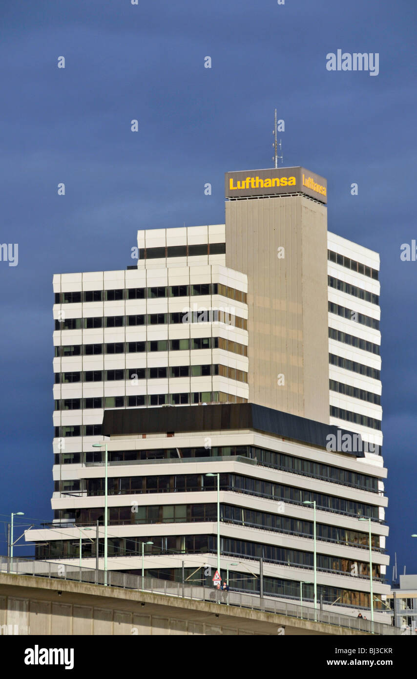Lufthansa headquarters in cologne hi-res stock photography and images ...