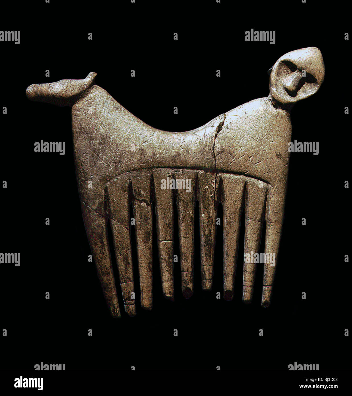 Viking comb hi-res stock photography and images - Alamy