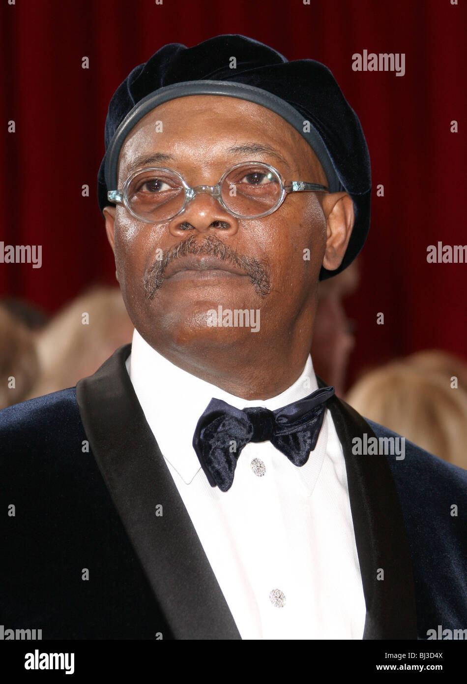 SAMUEL L. JACKSON 82ND ACADEMY AWARDS RED CARPET ARRIVALS KODAK THEATRE ...