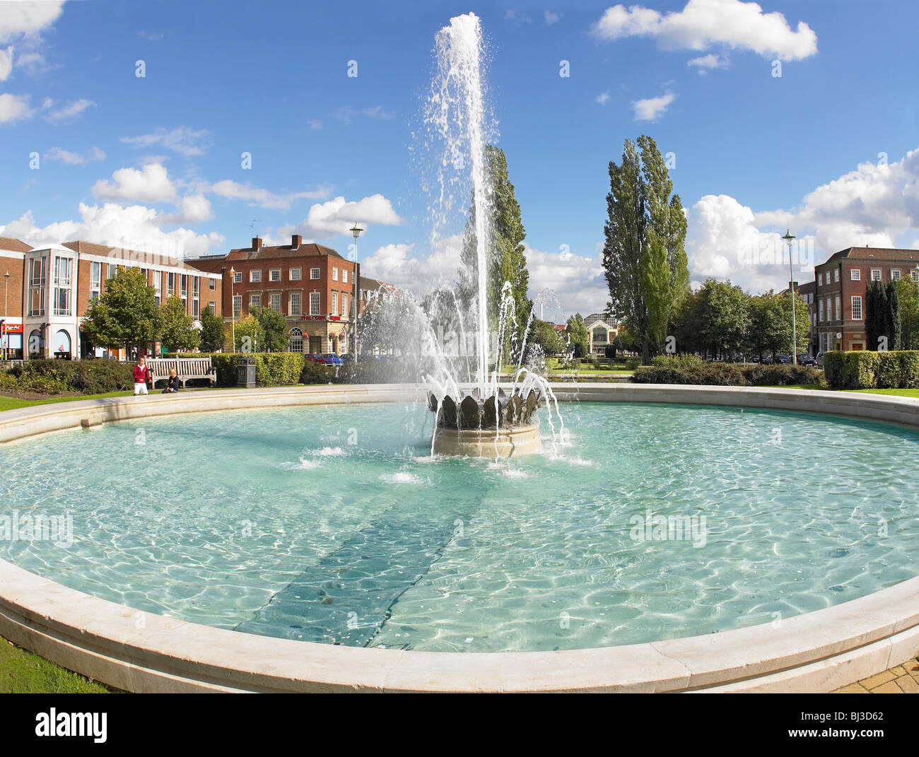 Welwyn garden city town centre hi-res stock photography and images - Alamy