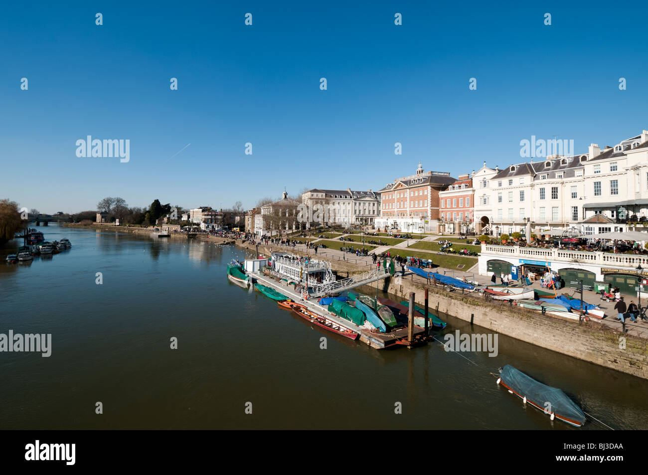 Richmond riverside hi-res stock photography and images - Alamy