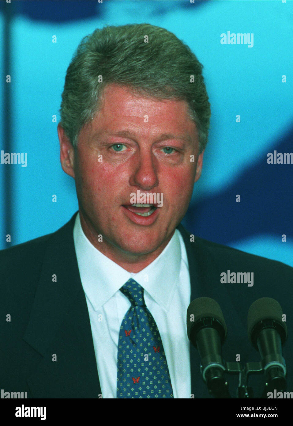 BILL CLINTON PRESIDENT OF THE U.S.A. 12 July 1994 Stock Photo - Alamy