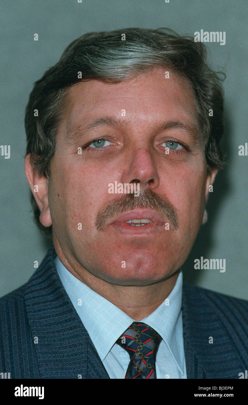 ALAN MEALE MP LABOUR PARTY MANSFIELD 01 November 1994 Stock Photo - Alamy