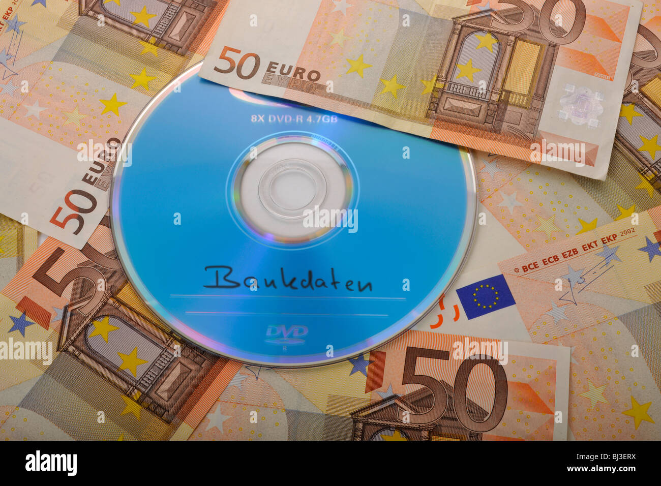 Purchase returns hi-res stock photography and images - Alamy