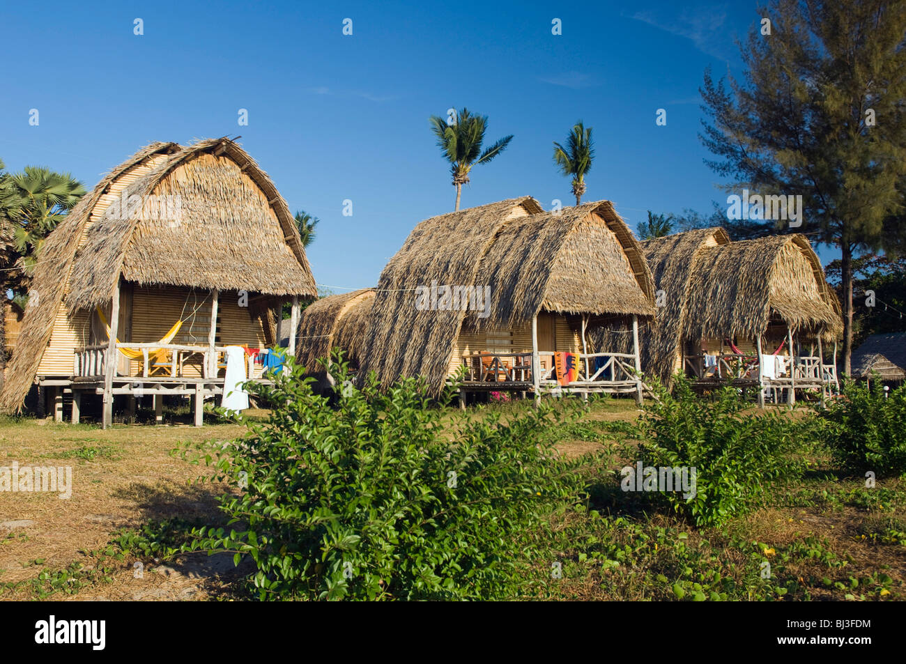 Palm huts on the beach, Lanta River Sand Resort, Klong Nin Beach, Ko ...