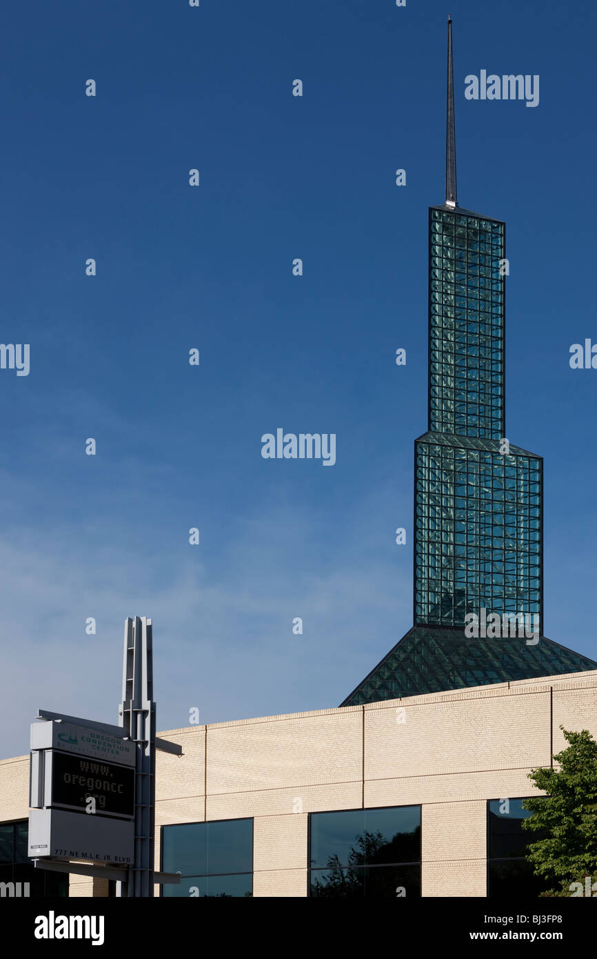 Oregon Convention Center, Portland, Oregon, USA Stock Photo - Alamy