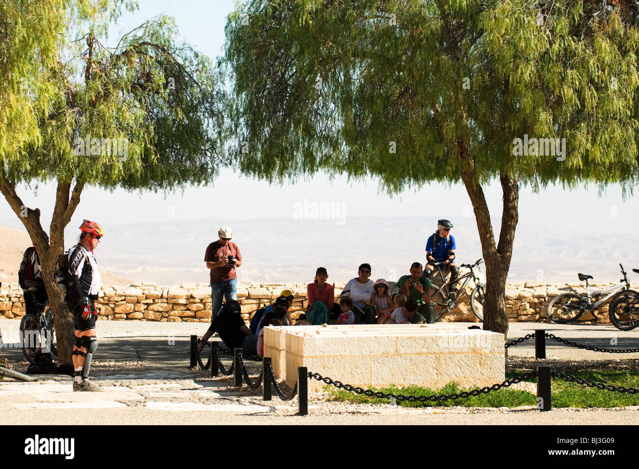 Israel, Negev, Kibbutz Sde Boker, the graves of David and Pola Ben Gurion Stock Photo - Alamy