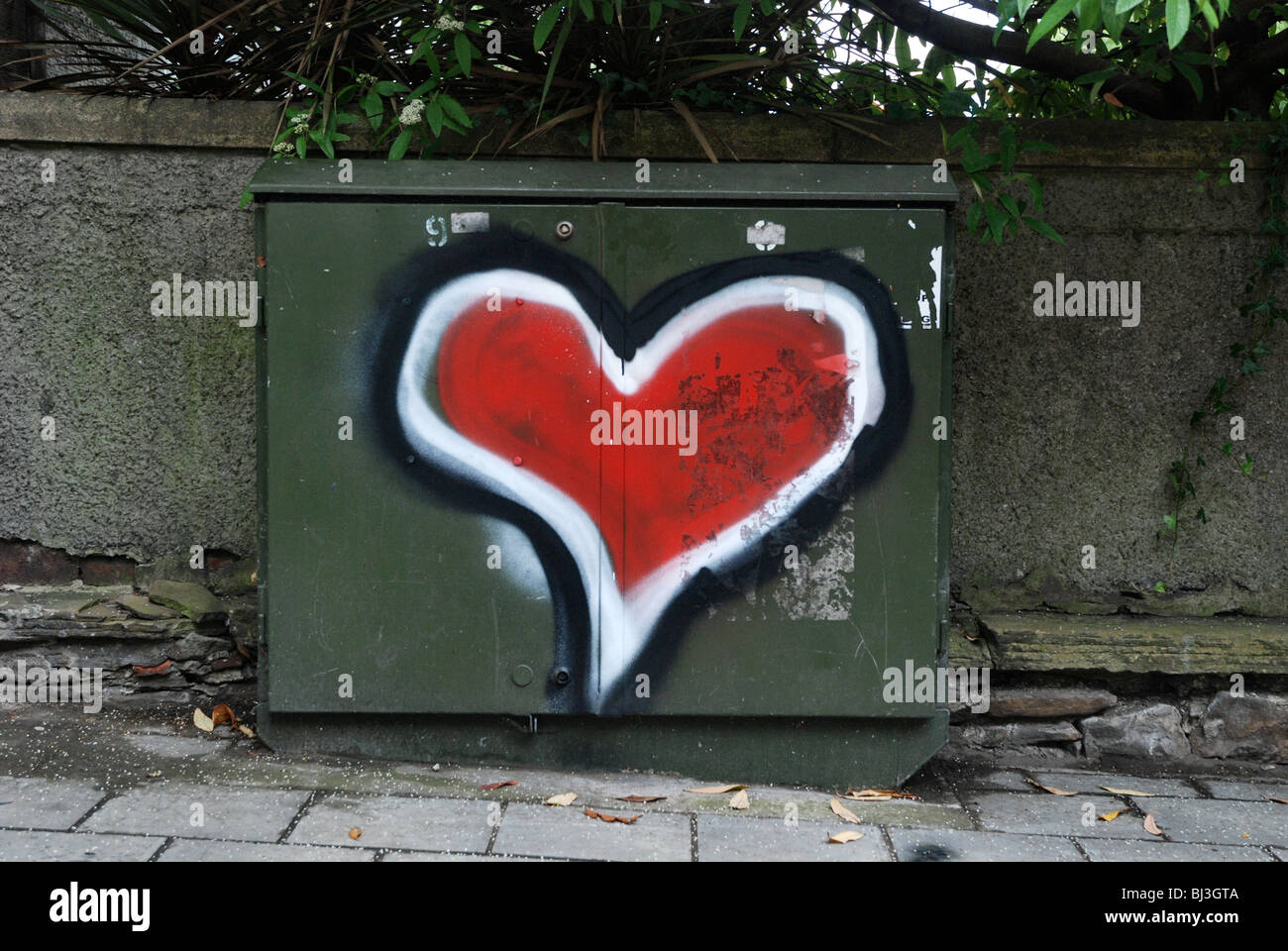 Red graffiti heart Stock Photo - Alamy