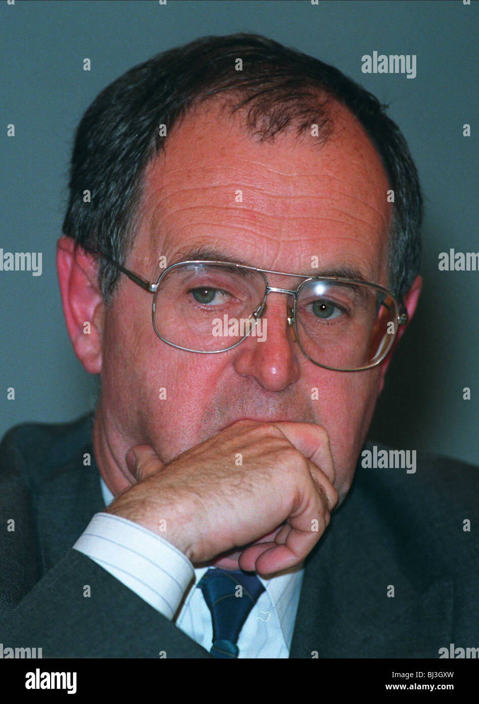 Alan beith mp hi-res stock photography and images - Alamy