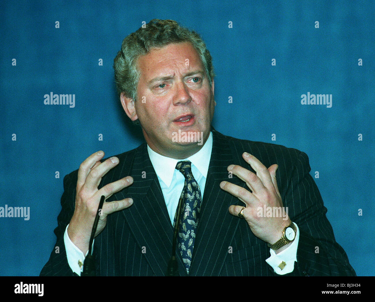 JEREMY HANLEY MP CONSERVATIVE PARTY CHAIRMAN 25 November 1994 Stock ...