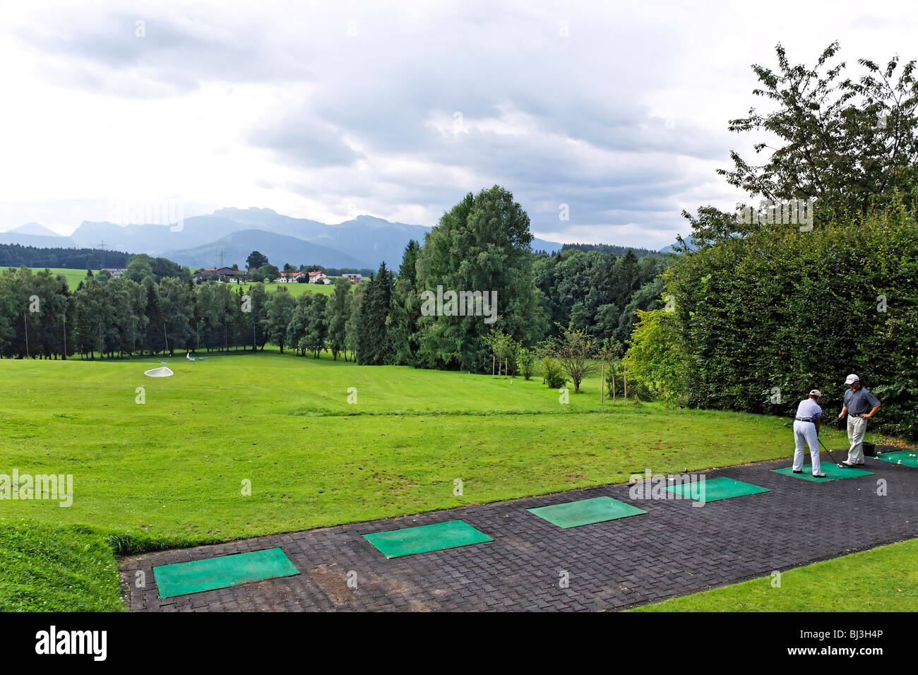 Golf course driving range hi-res stock photography and images - Alamy