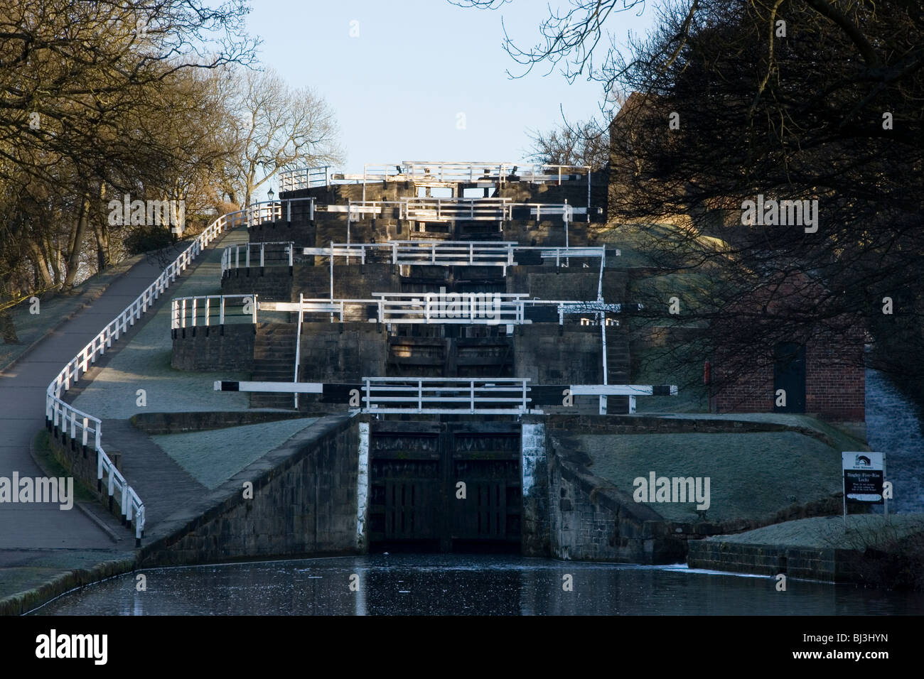 The five rise locks hi-res stock photography and images - Alamy
