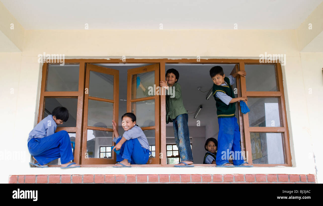 Students of Tibetan Children's Village, Chauntra, India Stock Photo - Alamy