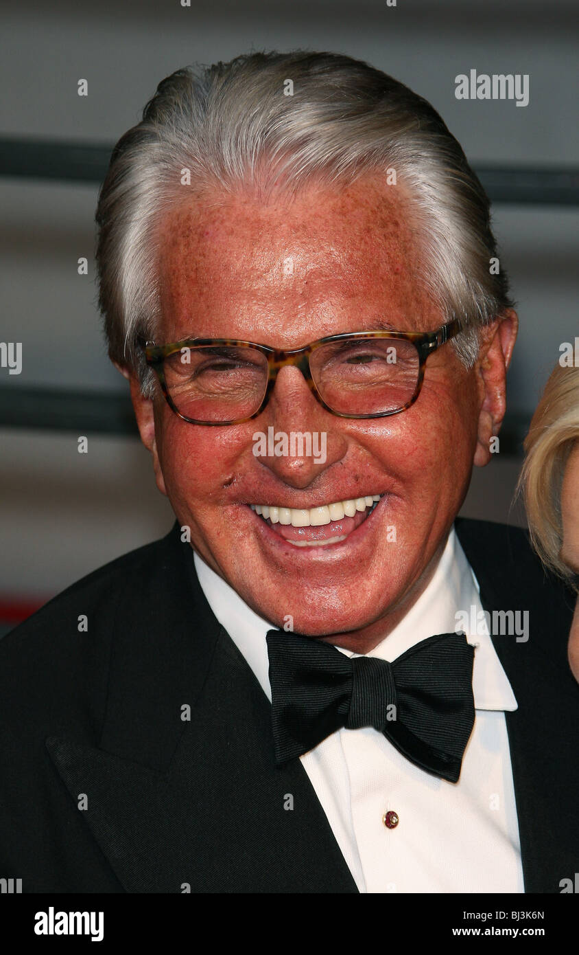 George hamilton vanity fair oscar hi-res stock photography and images ...