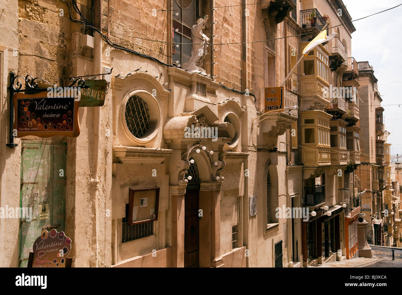 Malta road signs hi-res stock photography and images - Alamy