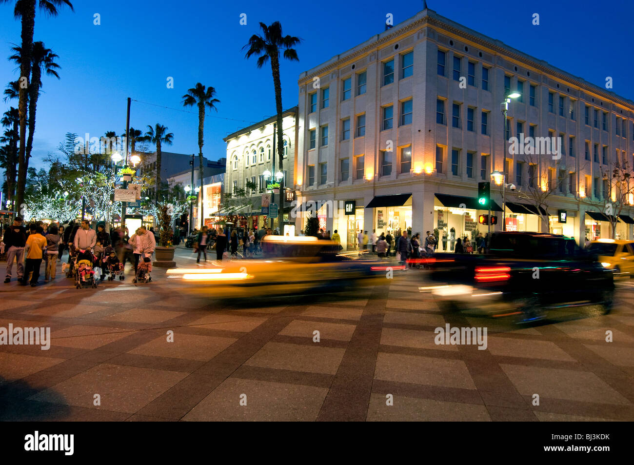 3rd St. Promenade in downtown Santa Monica, California Stock Photo - Alamy