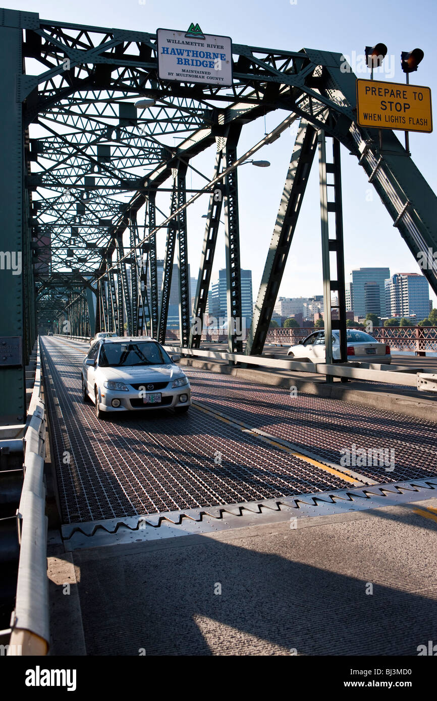 View of the Hawthorne Bridge, Portland, Orgeon, USA Stock Photo - Alamy