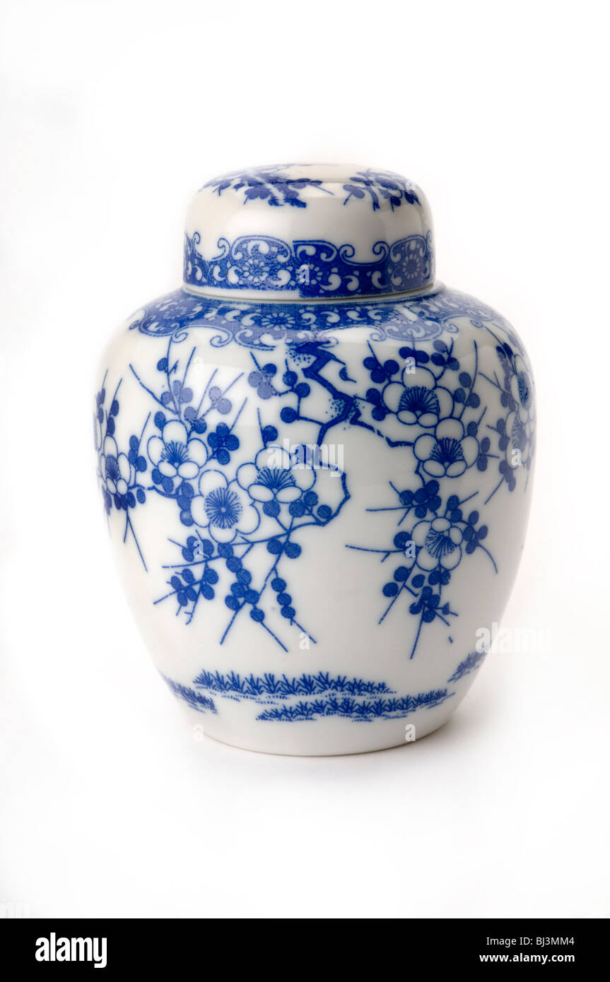 Still life with ginger jar hi-res stock photography and images - Alamy