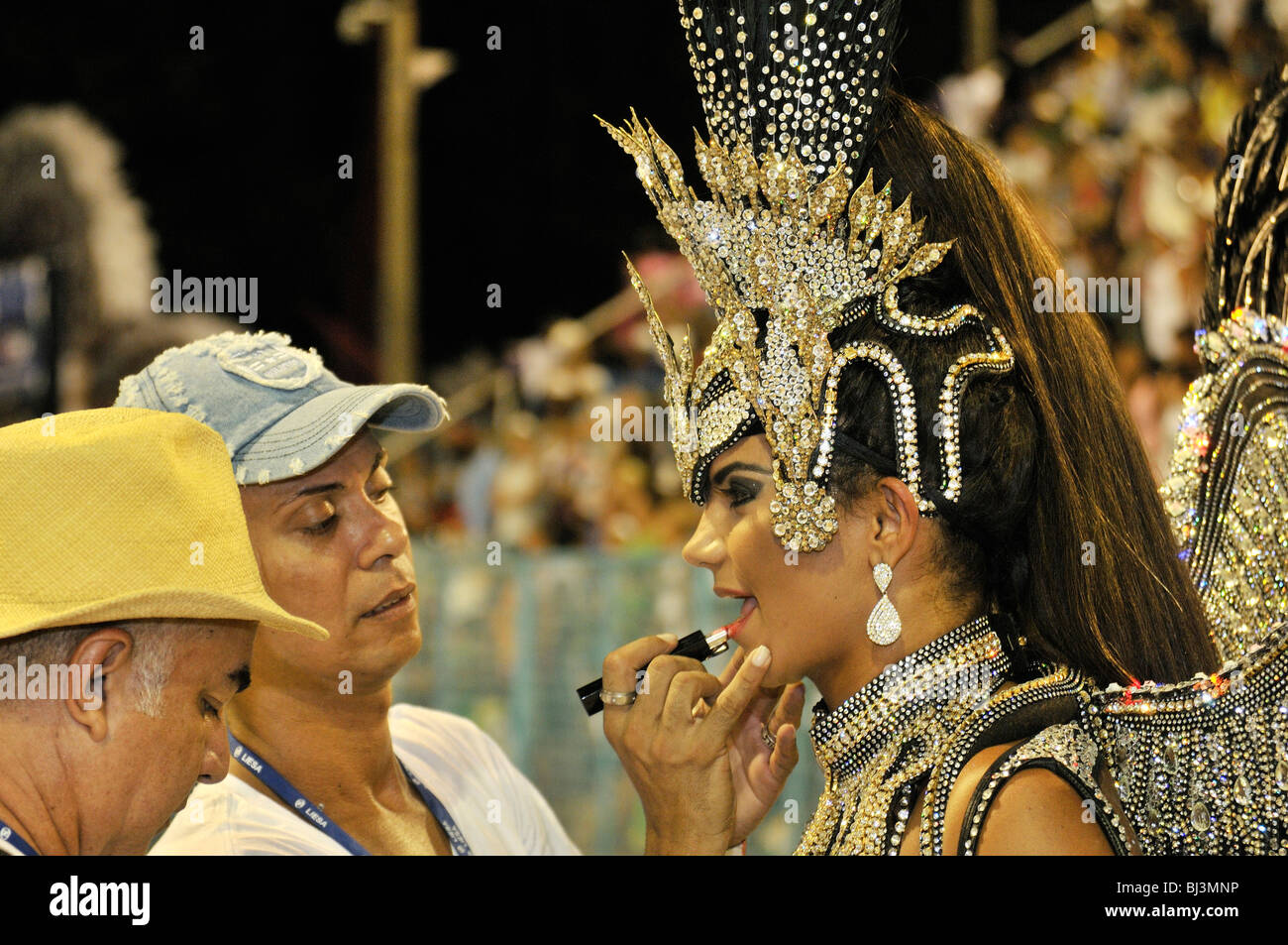Carnivale brazil makeup hi-res stock photography and images - Alamy