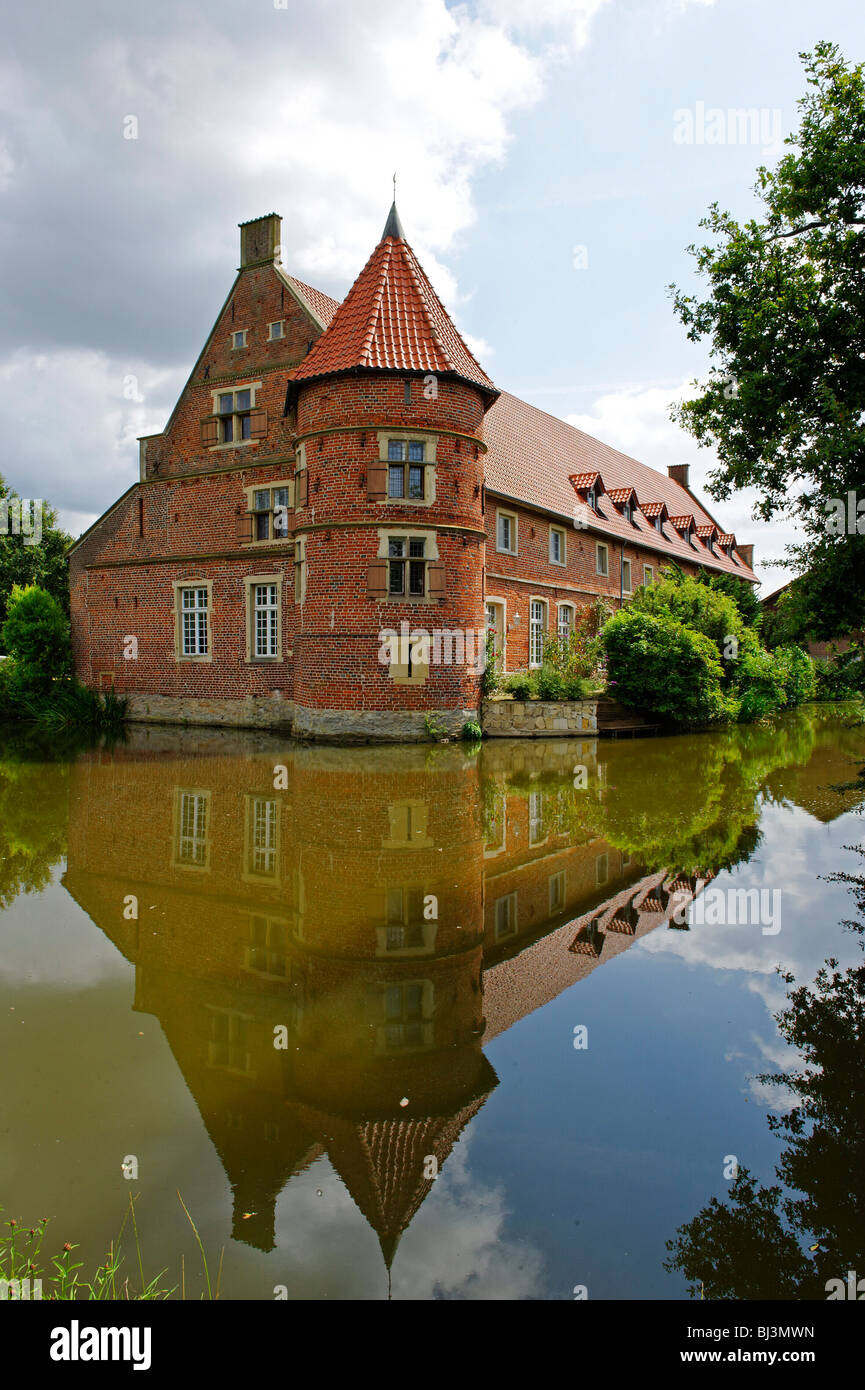 Haus Voegeding moated castle, Muenster, North Rhine-Westphalia, Germany ...