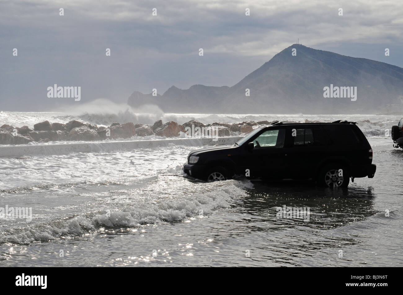 Storm waves, storm flood, flooding, cars, parking lot, Altea, Alicante ...