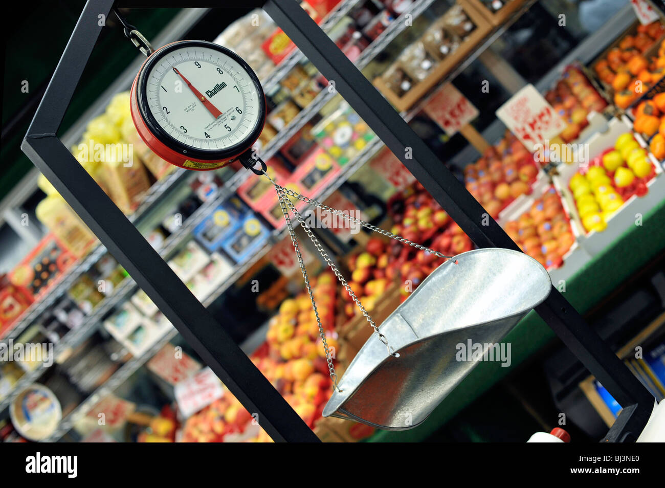 Old Fashioned Fruit and Vegetable Scale Stock Photo - Alamy