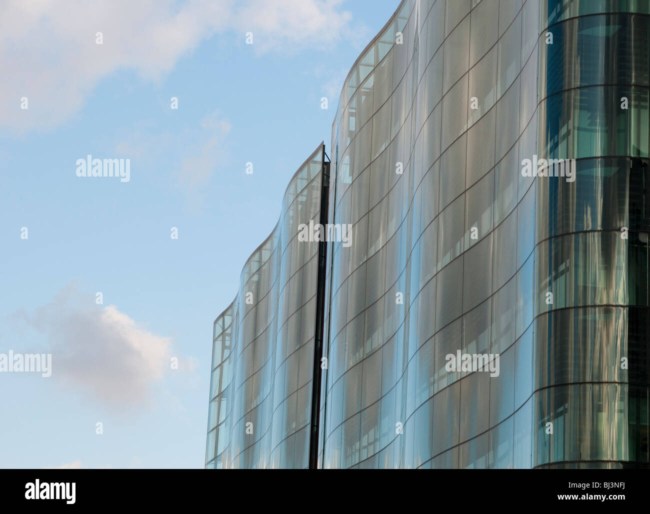 Kings place london hi-res stock photography and images - Alamy