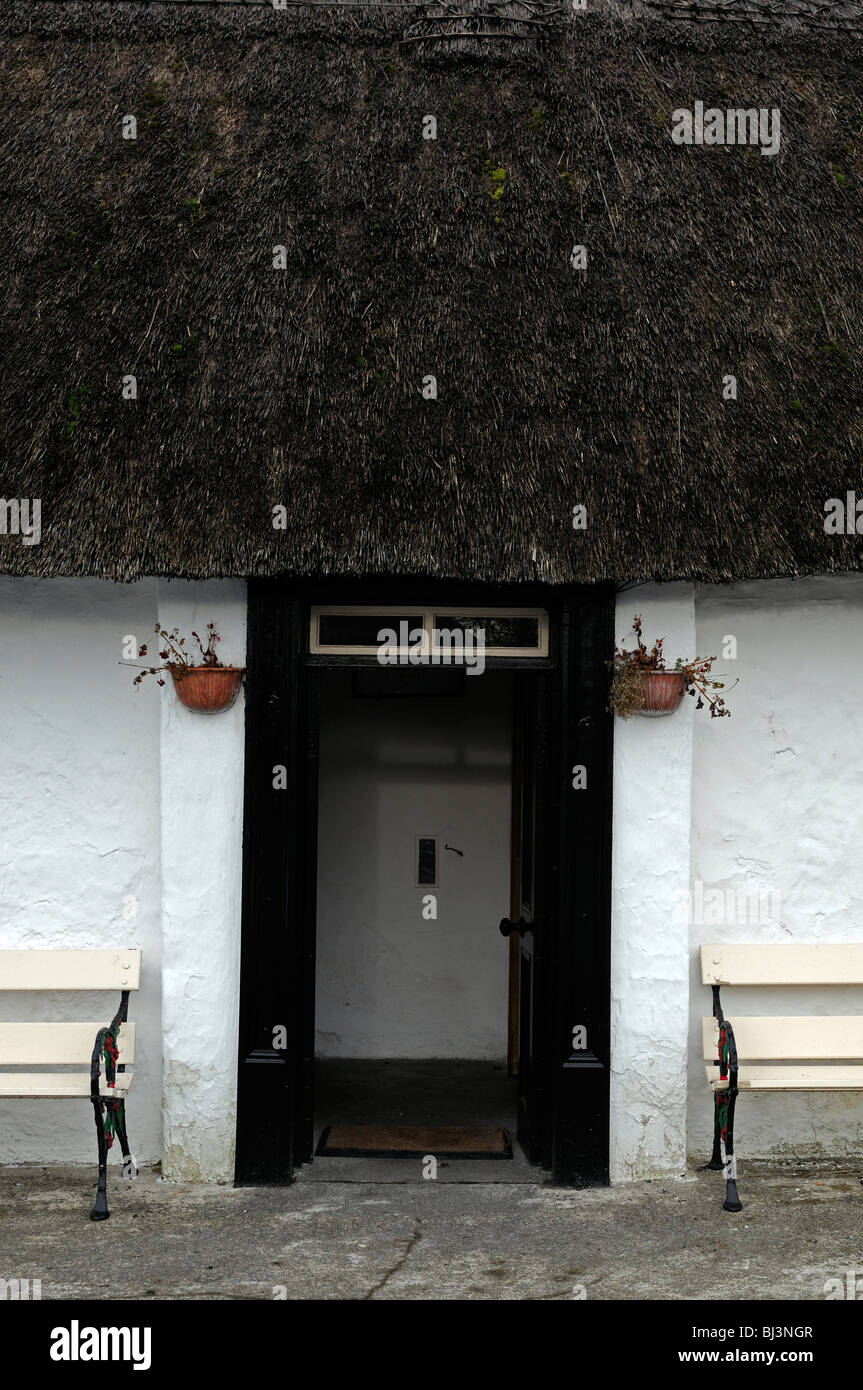 Exterior of Pa mahers maher's thatched pub with the door open boher ...