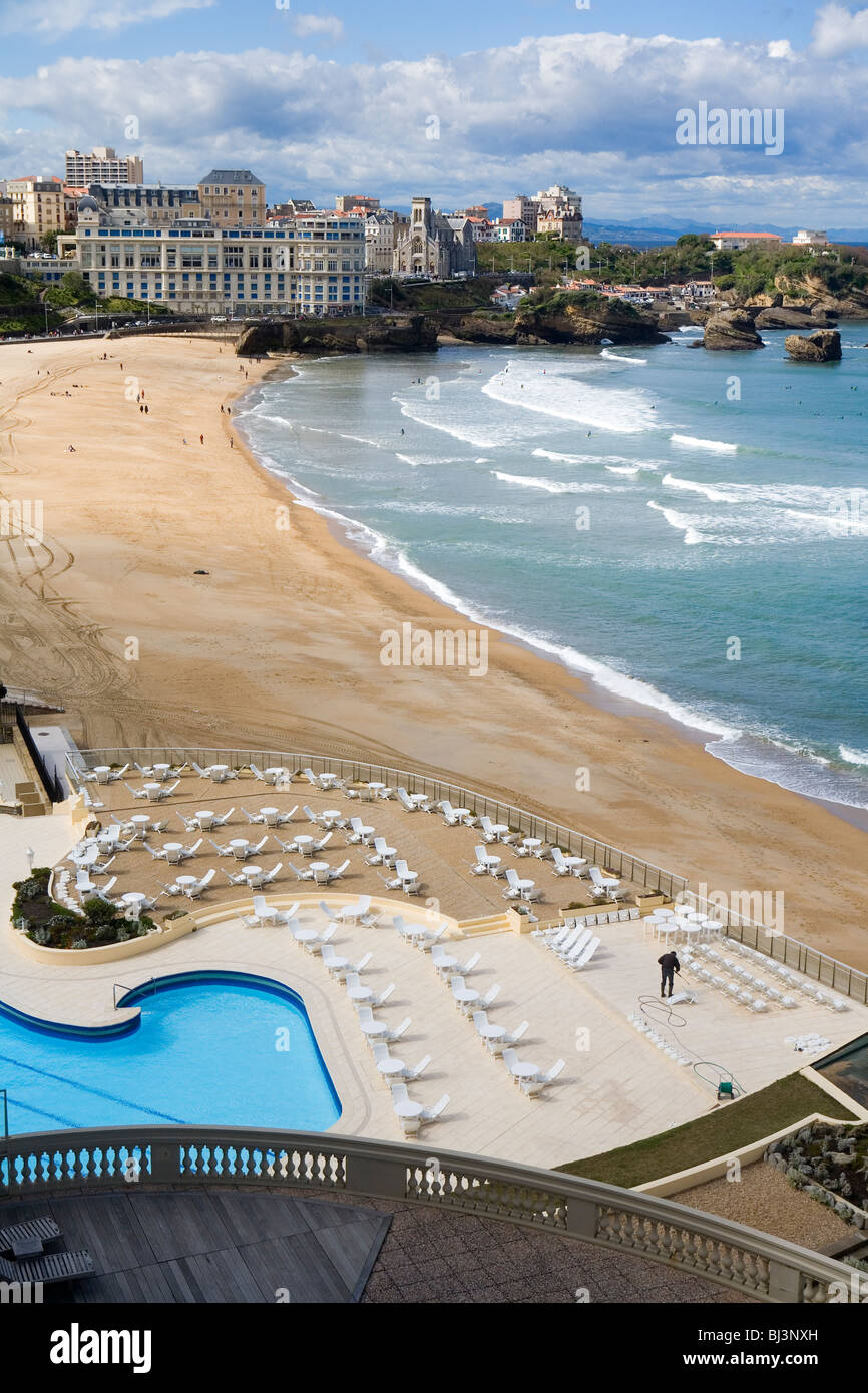 View along Grande Plage in Biarritz Stock Photo - Alamy