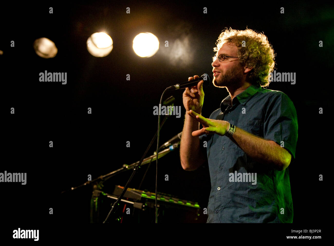 The Swiss singer and musician Tom Swift live in the Schueuer venue ...