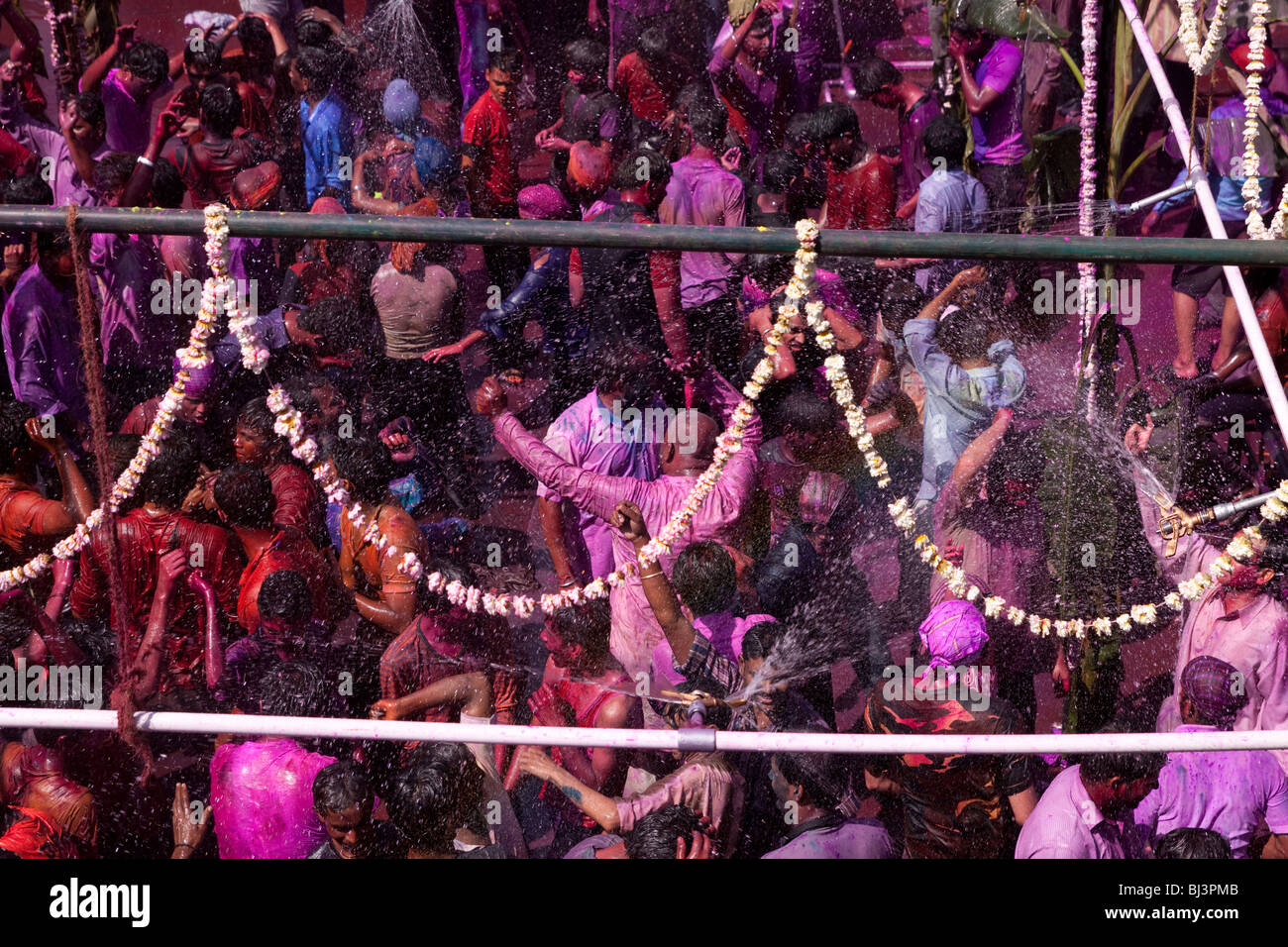 Rang Panchami, celebration of Holi with throwing of colors in Nasik ...