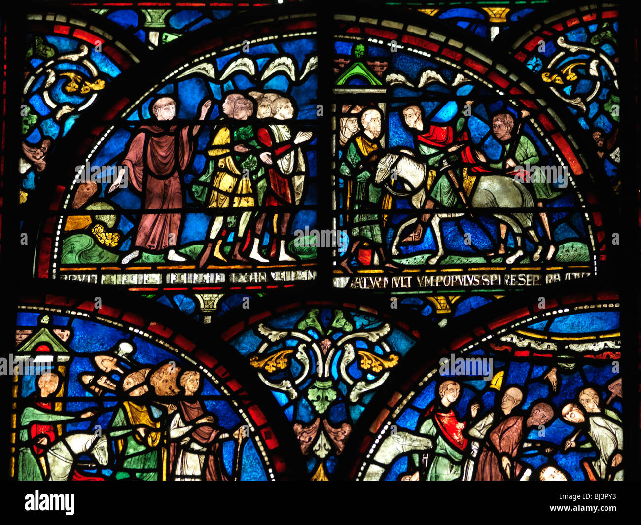 Medieval stained glass hi-res stock photography and images - Alamy