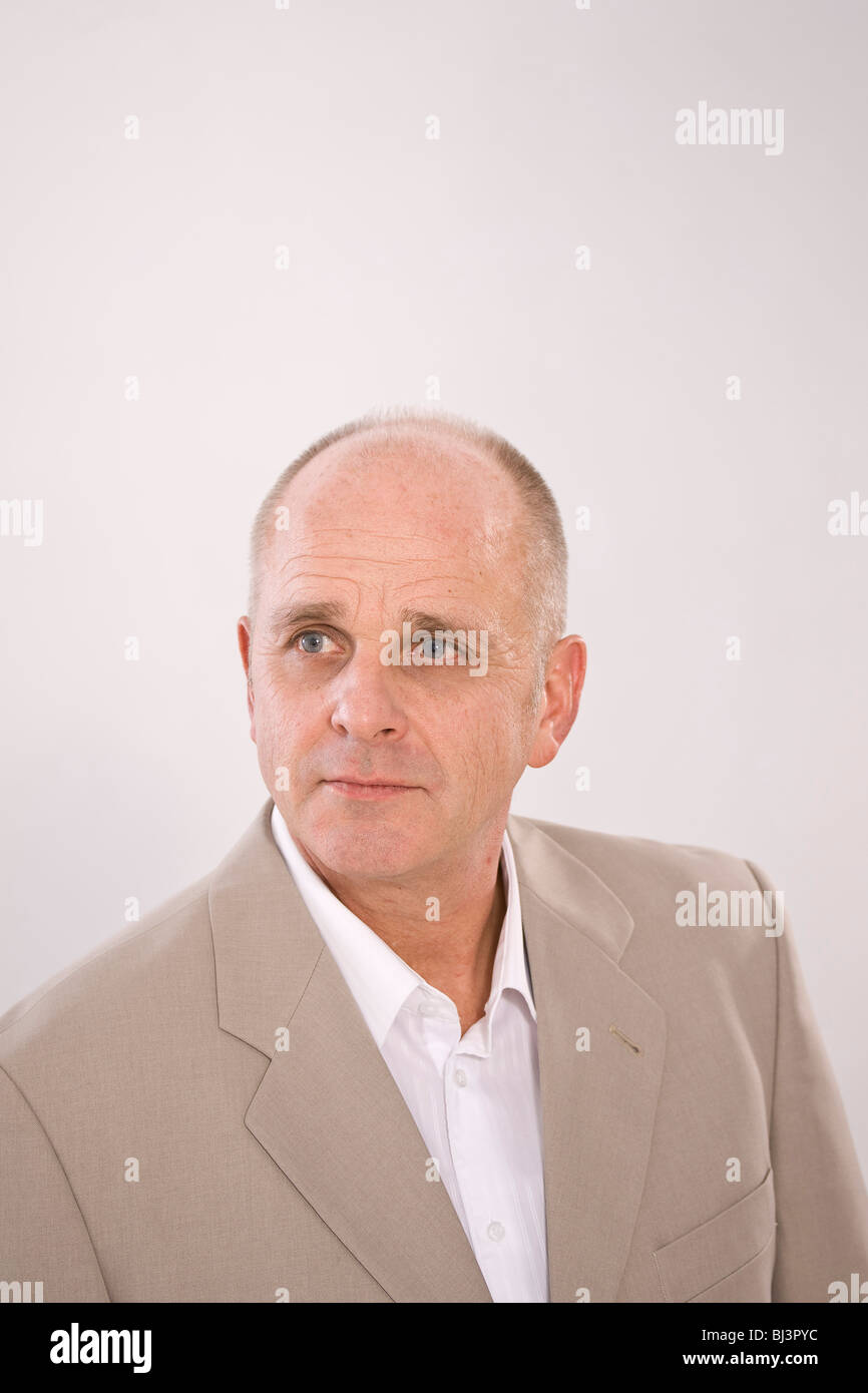A man looking sideways Stock Photo - Alamy