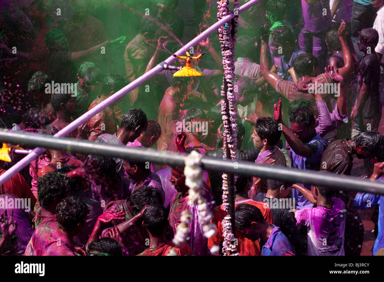 Rang Panchami, celebration of Holi with throwing of colors in Nasik ...