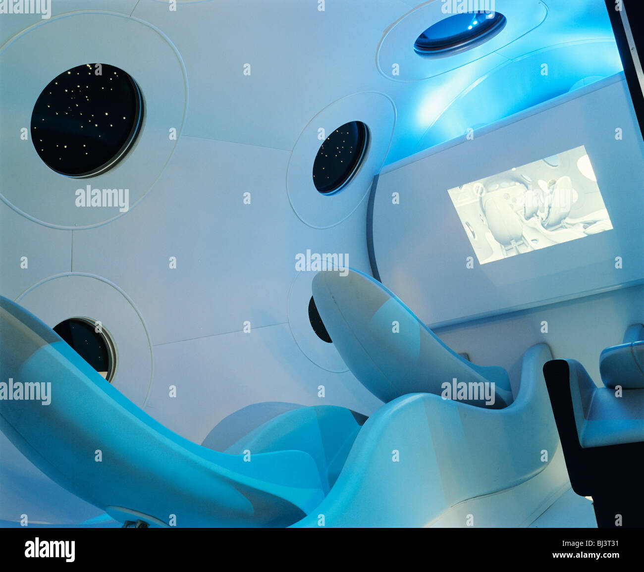 A replica model of the Virgin Galactic SpaceShipTwo during its ...