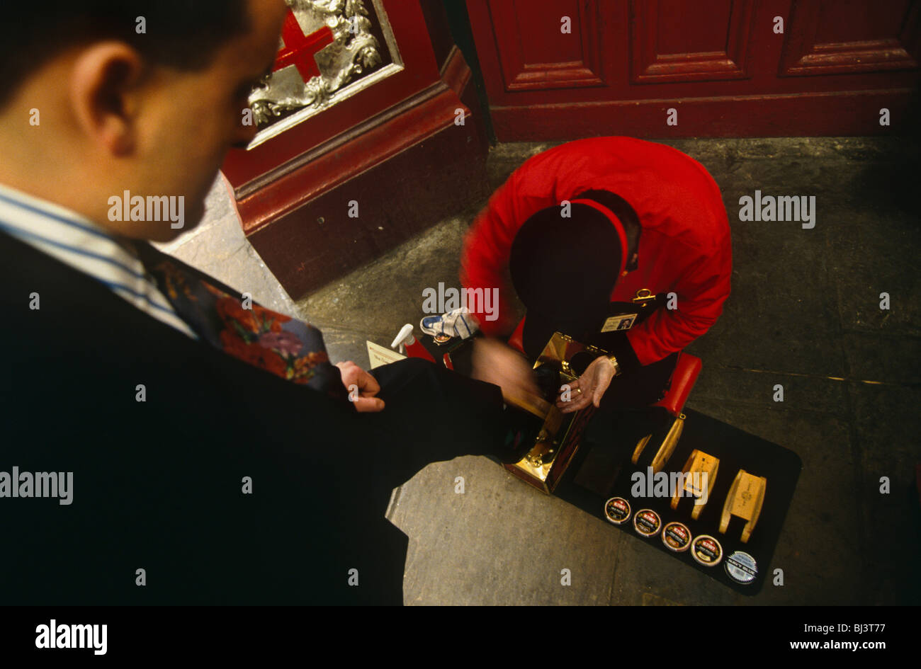 Victorian shoe shining hi-res stock photography and images - Alamy