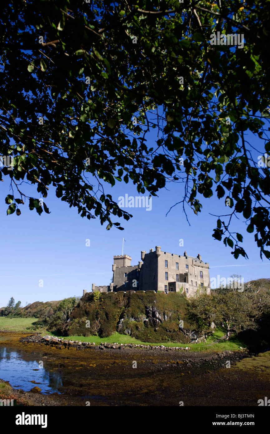 The ancestral stronghold of the Scottish clan MacLeod, Dunvegan Castle ...