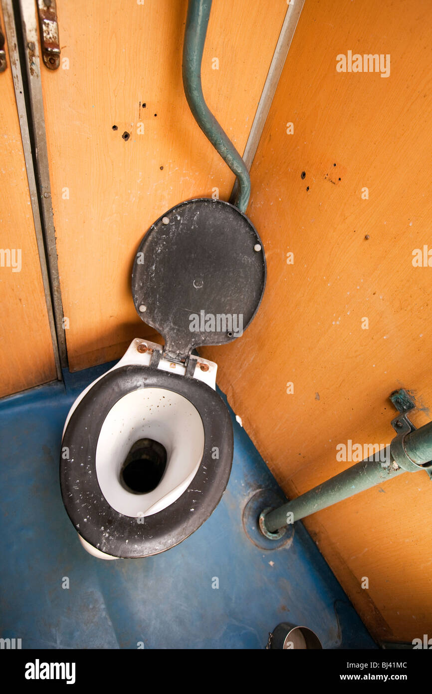 Indian railways western toilet High Resolution Stock Photography and ...