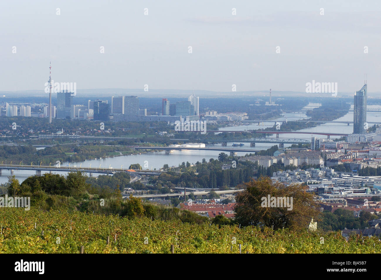 Overview of Vienna and the Danube Stock Photo - Alamy