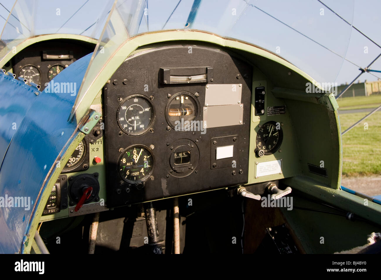 Open cockpit of a two seater bi-plane Stock Photo - Alamy