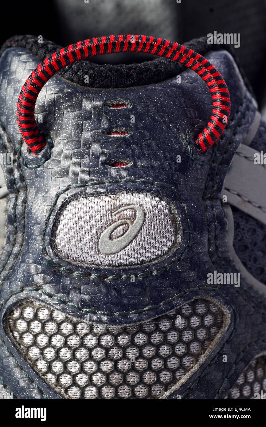 Asics as hi-res stock photography and images - Alamy