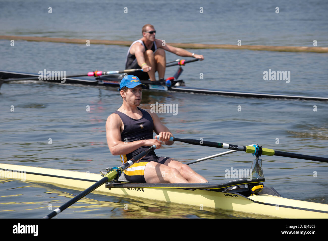 Single sculls hi-res stock photography and images - Alamy